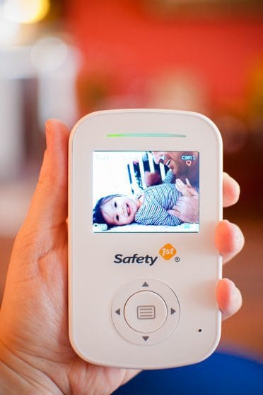Baby Monitor Guide: Safety 1st Genesis Digital Color Video Monitor ...
