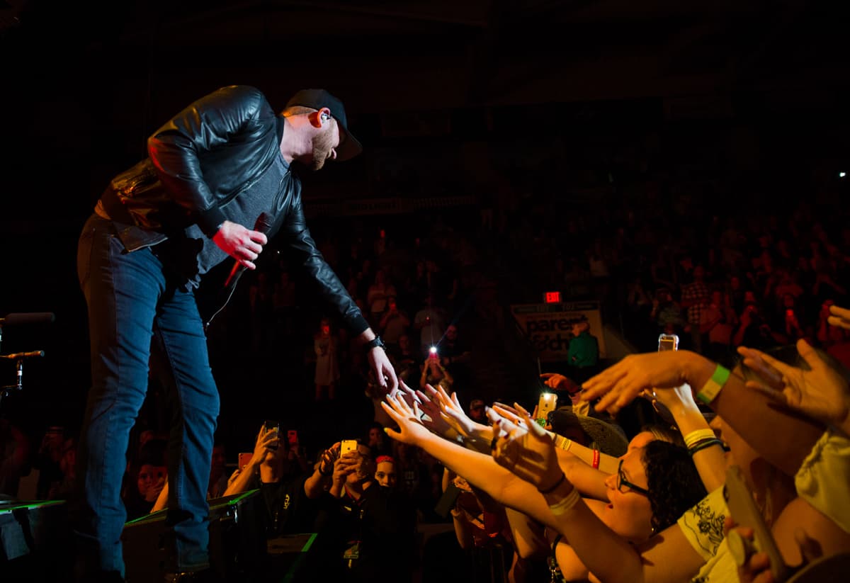 Daily Mom Summer Concert Series With Cole Swindell- Daily Mom