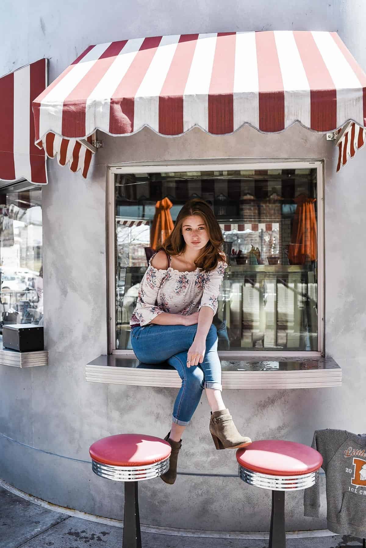 Creative Senior Photo Ideas » Read Now!