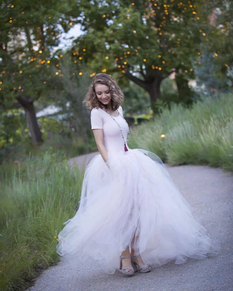 Creative Senior Photo Ideas » Read Now!