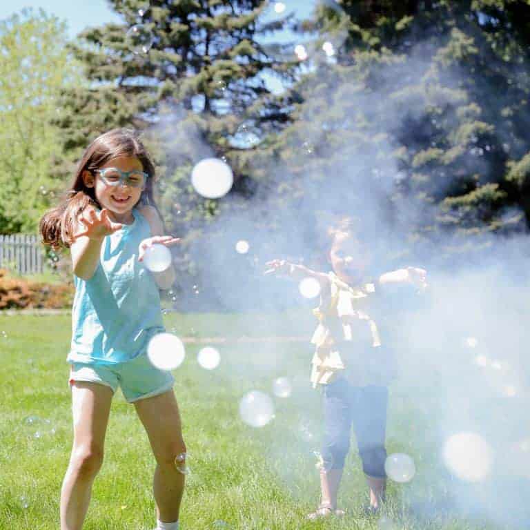 The Bubble Machine That Produces Bubbles Filled With Fog