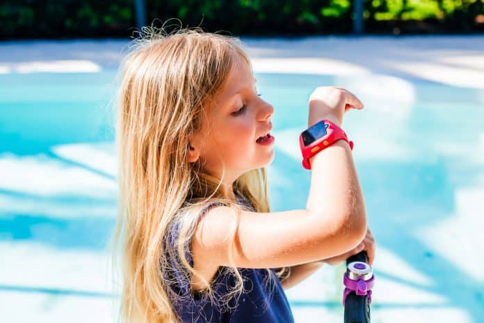 SmartWatch For Kids: Doki Watch S - DM Finds - Daily Mom