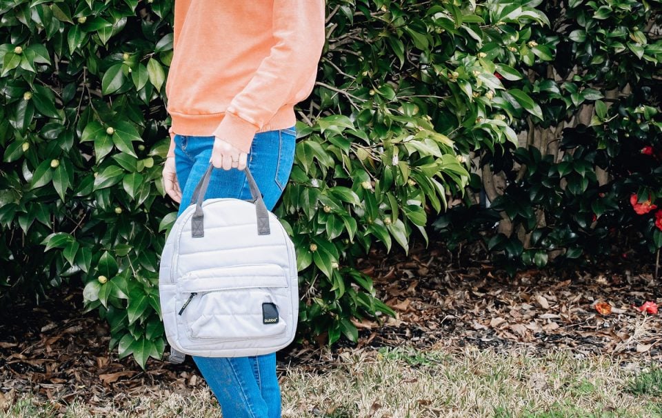 8 Travel Necessities To Bring When Traveling On Spring Break