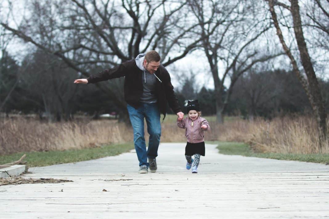 8 Tricks For Developing Positive Relationships With Children
