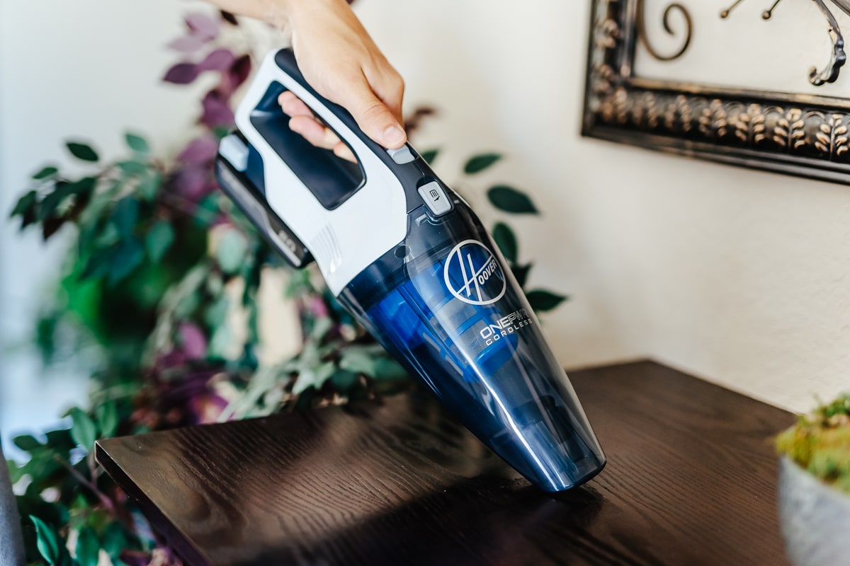 The Best Cordless Vacuums: Hoover's ONEPWR Cleaning System » Read Now!