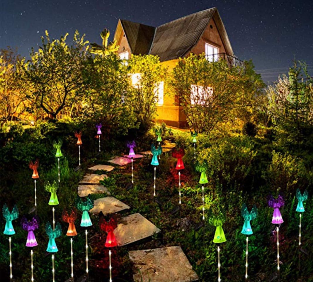 Solar Powered Yard Decor For Your Spring Garden » Read More