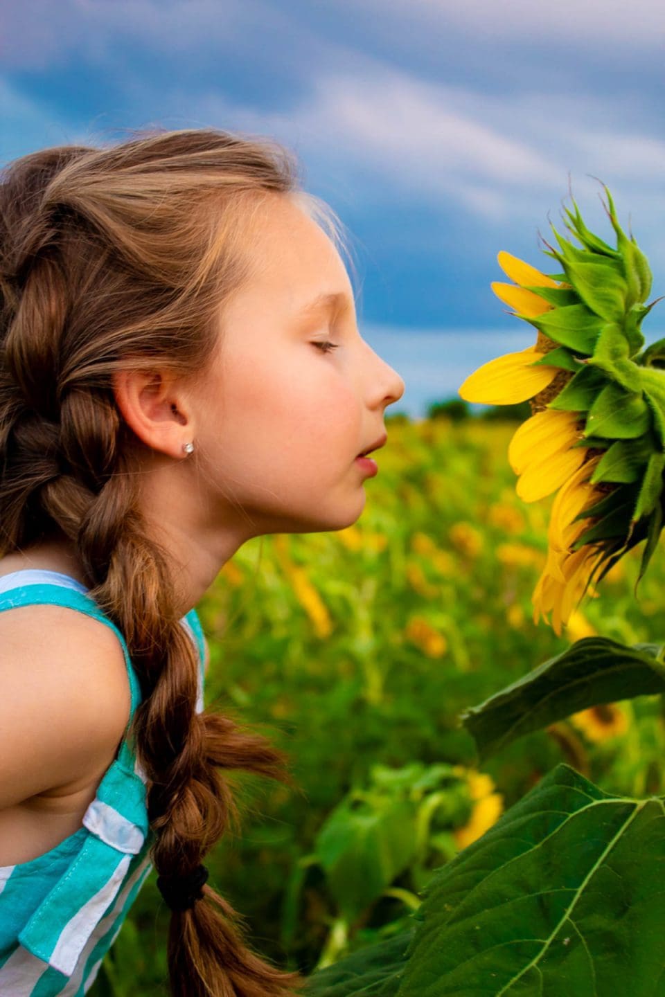 10 Hairstyles For Girls With Long Hair »Read More