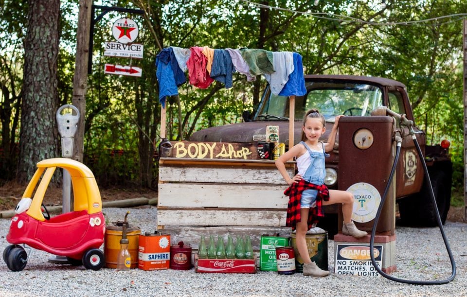 Photo Shoot Props: 8 Creative Design Ideas »Read More