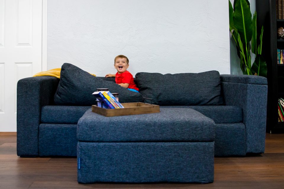 A Couch For A Small Space: Meet Elephant In A Box»Read More
