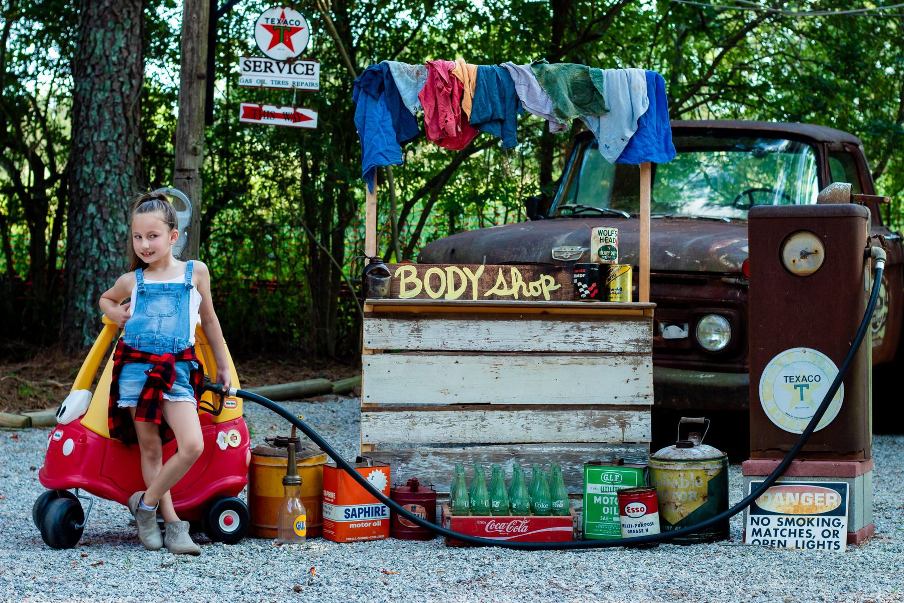 Photo Shoot Props: 8 Creative Design Ideas »Read More