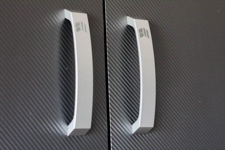 6 Easy Steps For Organizing The Garage With A Flow Wall System