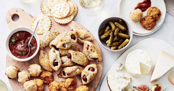 25 Ideas For Party Food To Satisfy Any Guest »Read More