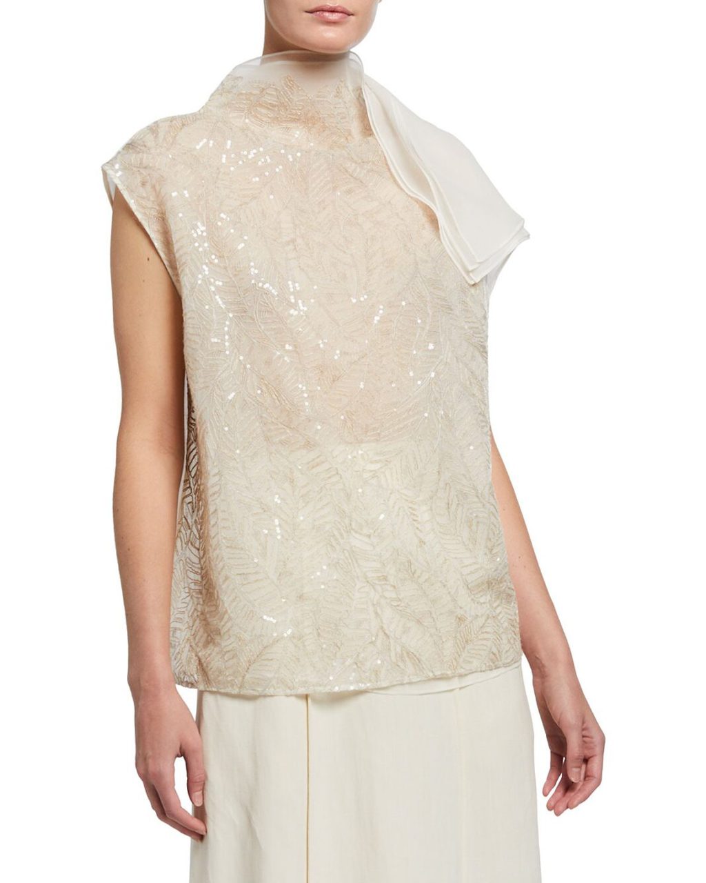 5 Stunning Androgynous Clothing Styles You'll Want To Rock At Your Wedding