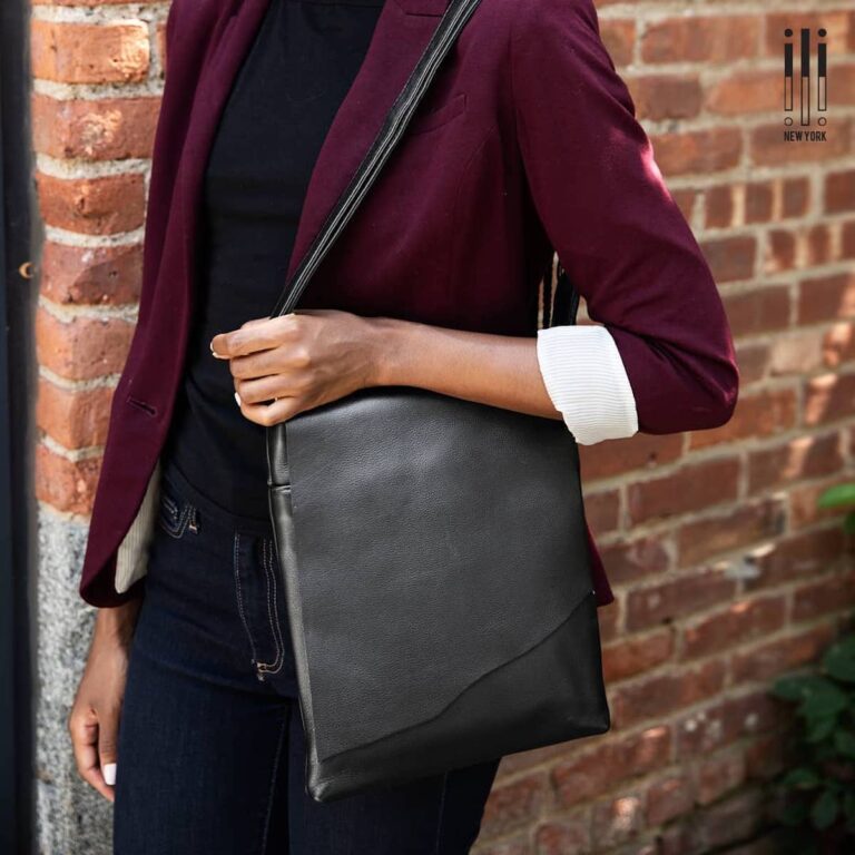 The Best Accessories & Jewelry For Mom This Mother's Day