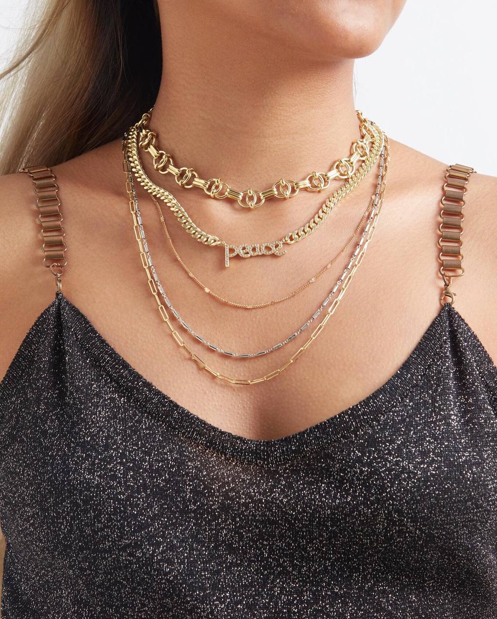 The Best Accessories & Jewelry For Mom This Mother's Day