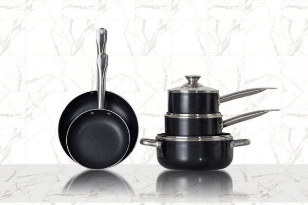 Help! 7 Tips For Organizing Pots And Pans Quickly In Any Kitchen » Read ...