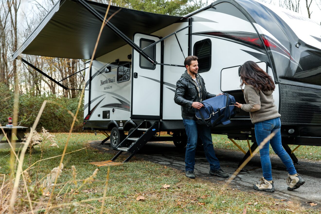 The Best 8 Camping Necessities For Travel Trailers