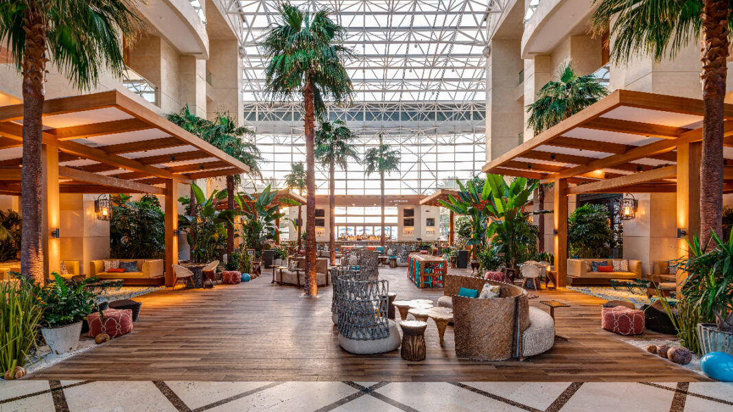 The Diplomat Beach Resort: The Perfect Florida Getaway