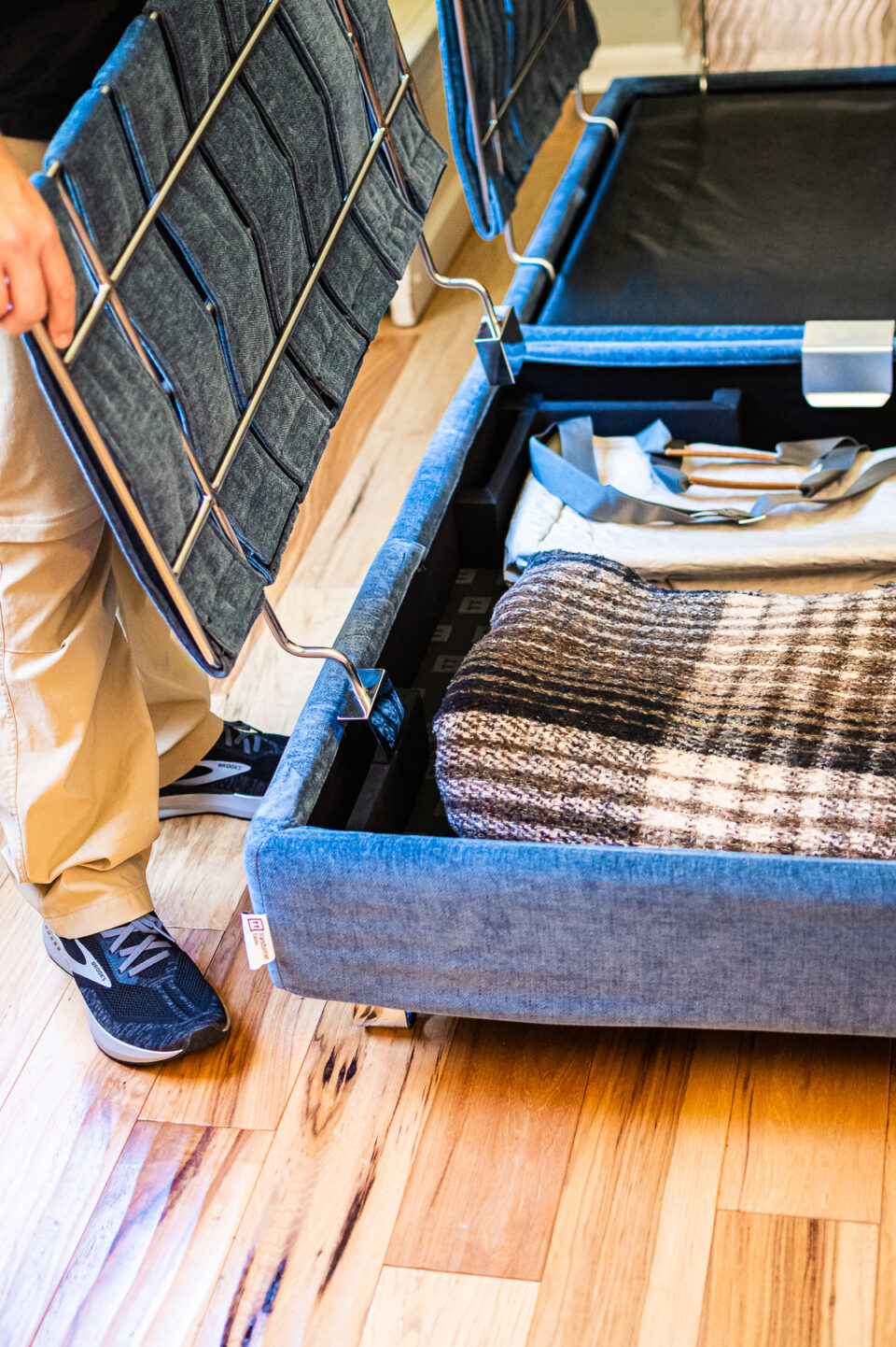 Need A Transformer Couch To Upgrade Your Home? Read Now!