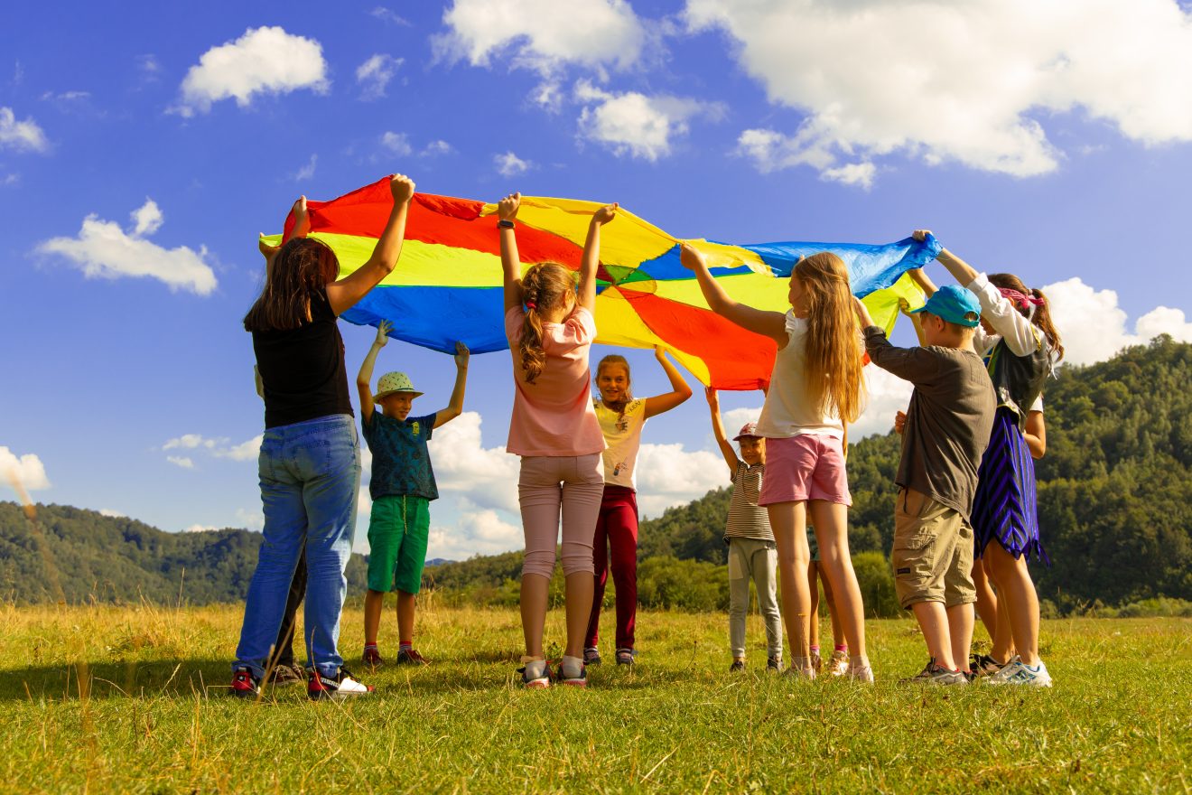 10+ Ways To Go Outside And Be Creative