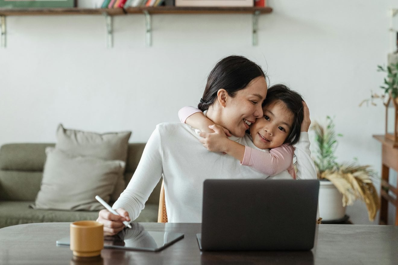 15 Tips For Working Moms: Balancing Being A Mom And Working