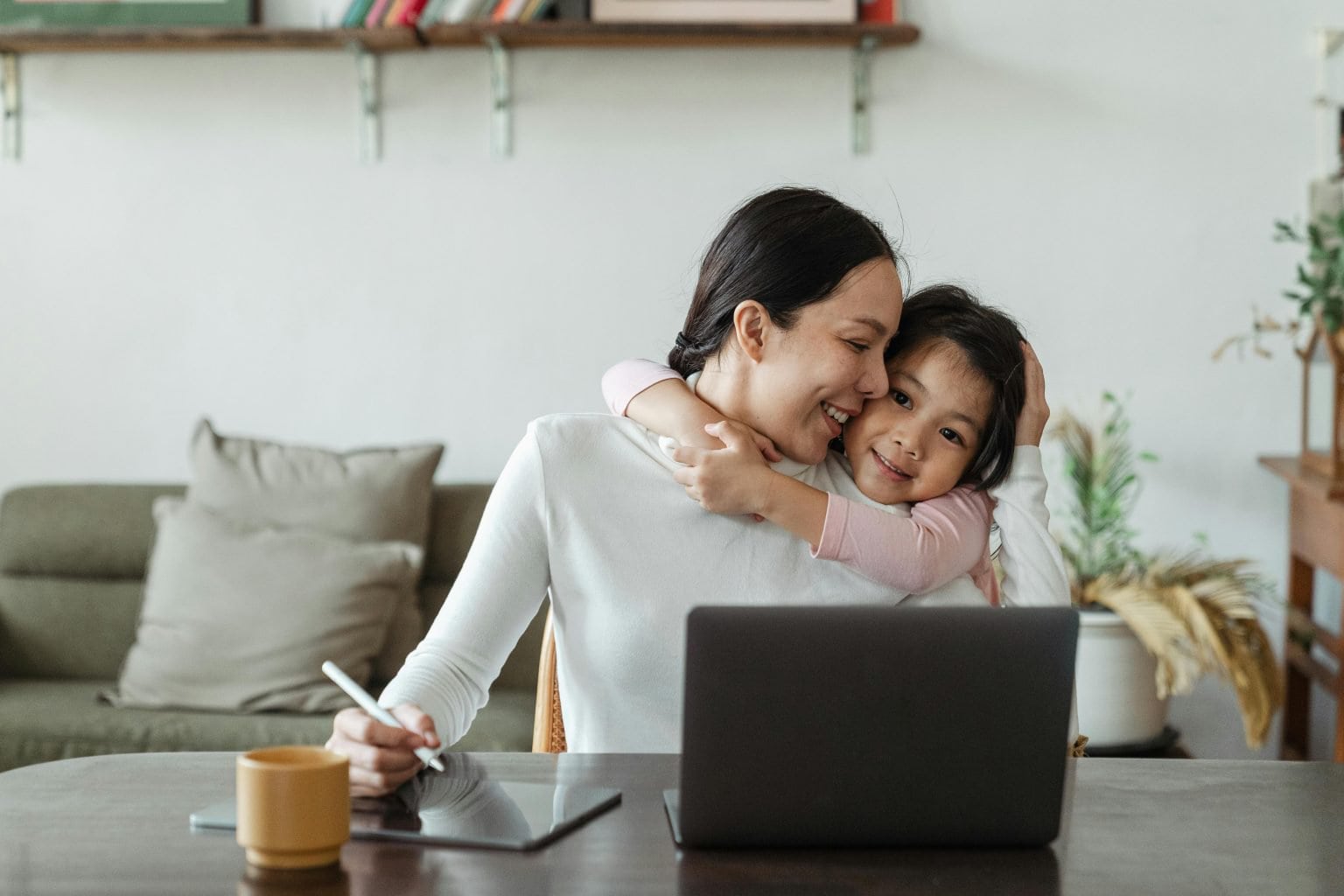 15 Tips For Working Moms: Balancing Being A Mom And Working