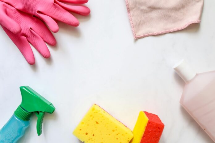 Simple Cleaning Schedule For Home: A Checklist For Moms